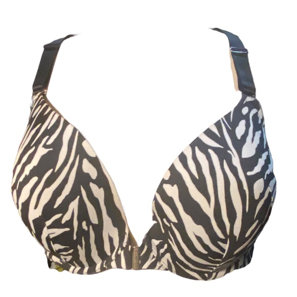 Cacique | Intimates & Sleepwear | Cacique Front Close Bra Size 44c ...